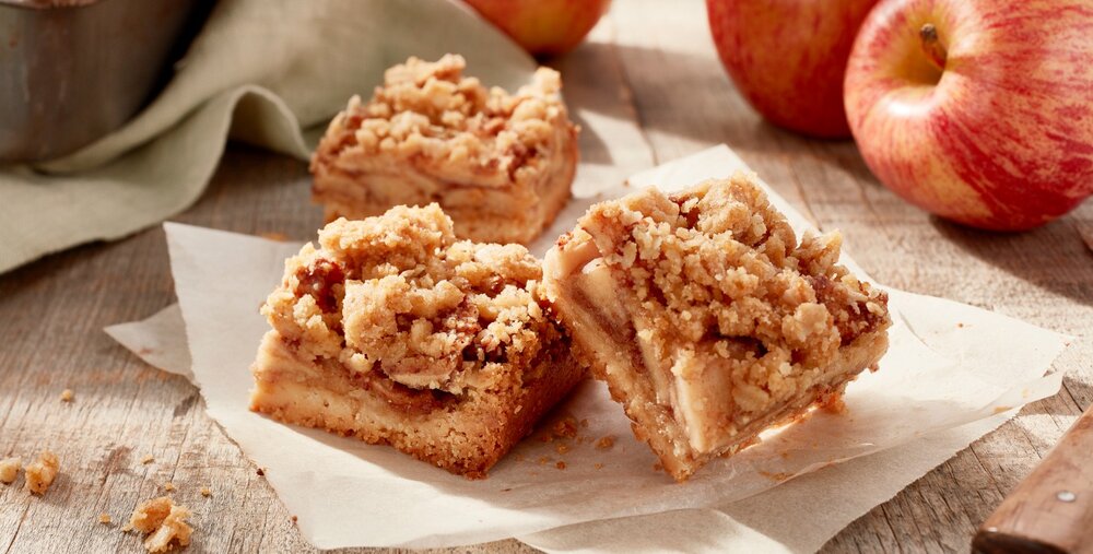 Apple Shortbread Bars