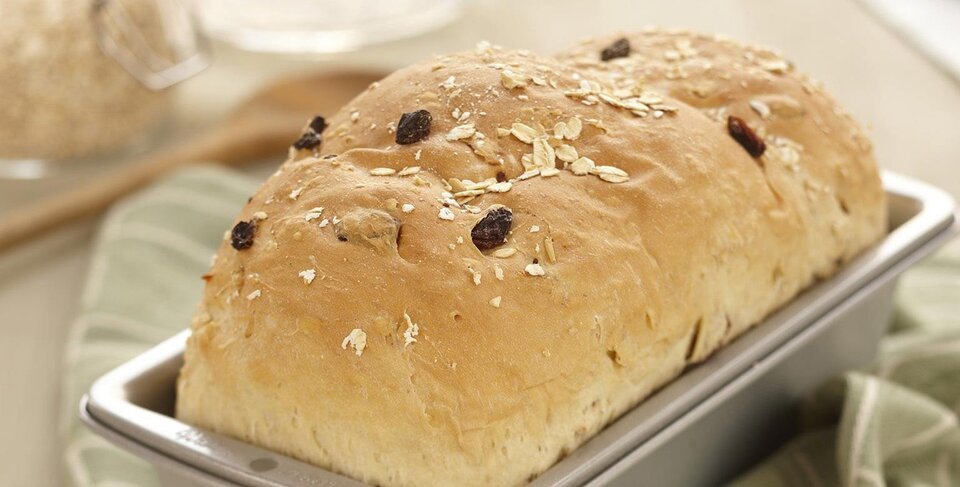 Oatmeal Raisin Bread Machine Bread