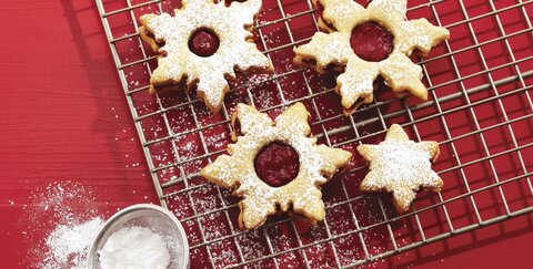 Classic Linzer Cookies