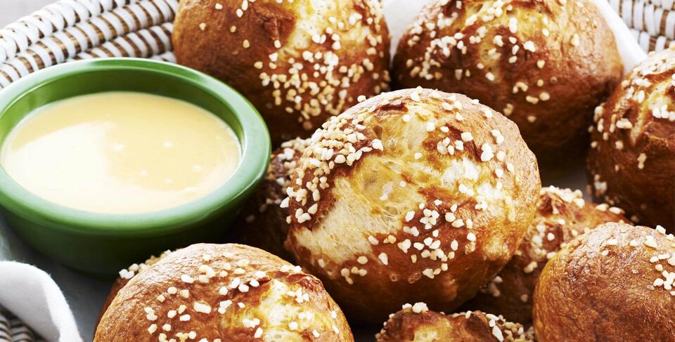 Cheesy Mustard Dipping Sauce